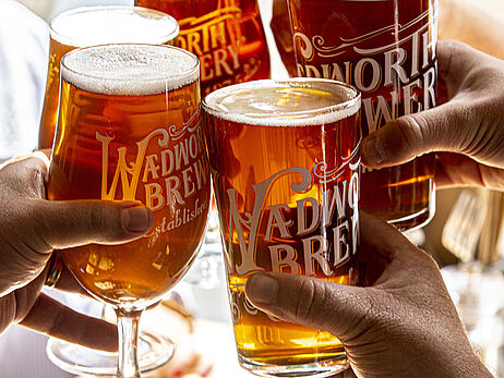 Pub, restaurant and wedding venue in Devizes - The Bear Hotel